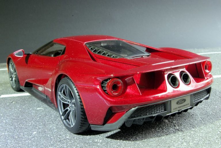 ford_gt (11) • DiecastSociety.com