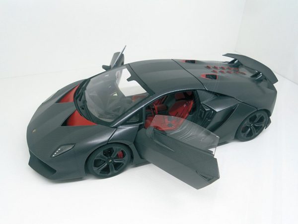 Robert King - April 2017 • DiecastSociety.com