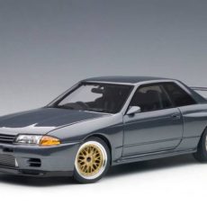 AUTOart Production Skyline GT-R (R32) Wangan Midnight "Reina ...