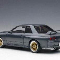 AUTOart Production Skyline GT-R (R32) Wangan Midnight "Reina ...
