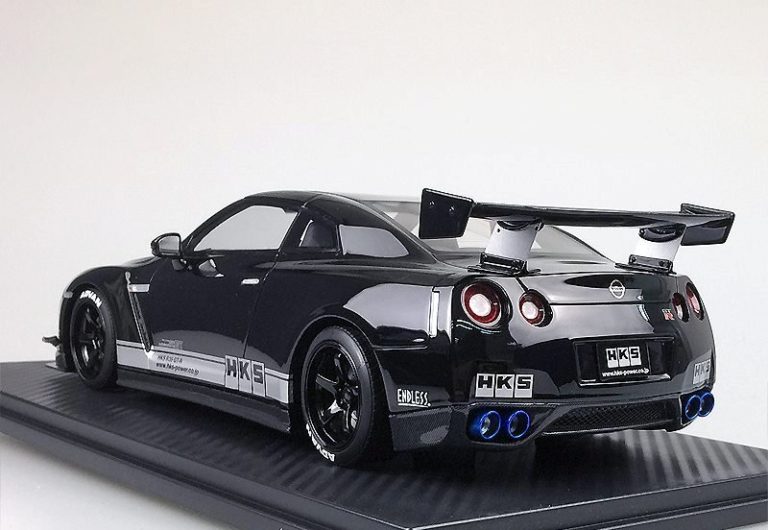 om_HKS R35b • DiecastSociety.com