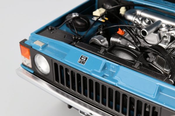 REVIEW: Almost Real 1970 Land Rover, Range Rover • DiecastSociety.com