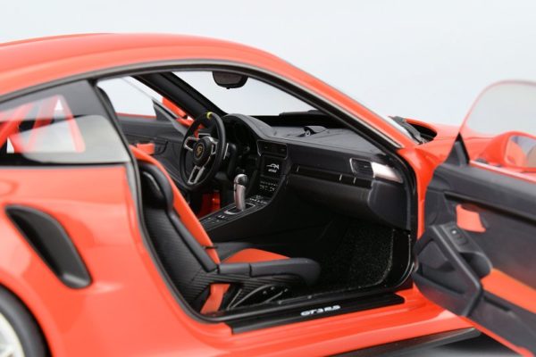 REVIEW: AUTOart Porsche 911 (991) GT3 RS • DiecastSociety.com