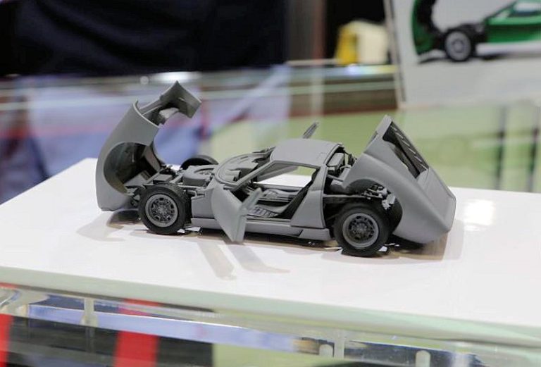 mu_Lamborghini Miura SV2 • DiecastSociety.com