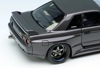 Make Up Garage Active Skyline GT-R Wide body • DiecastSociety.com