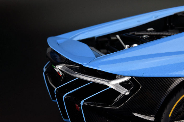 REVIEW: AUTOart Lamborghini Centenario • DiecastSociety.com