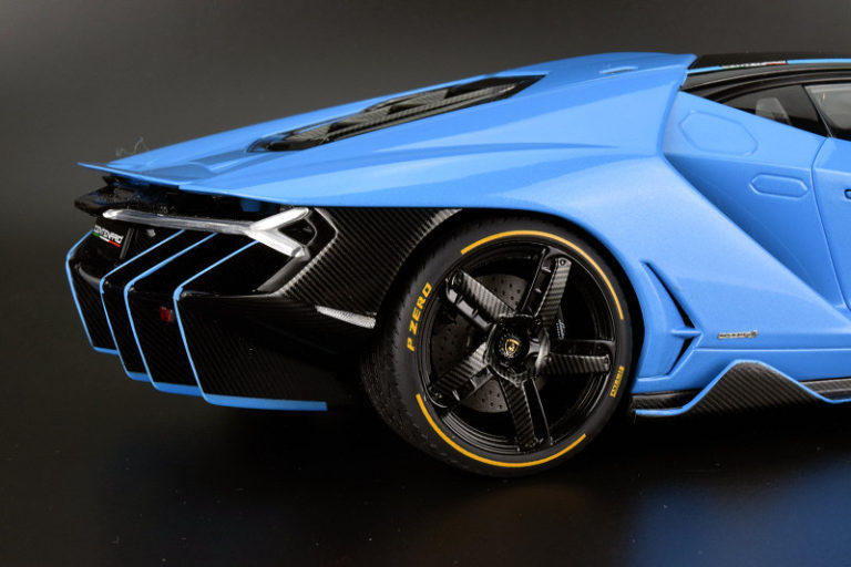 REVIEW: AUTOart Lamborghini Centenario • DiecastSociety.com
