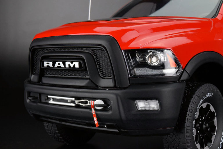 REVIEW: GT Spirit Ram 2500 Power Wagon • DiecastSociety.com