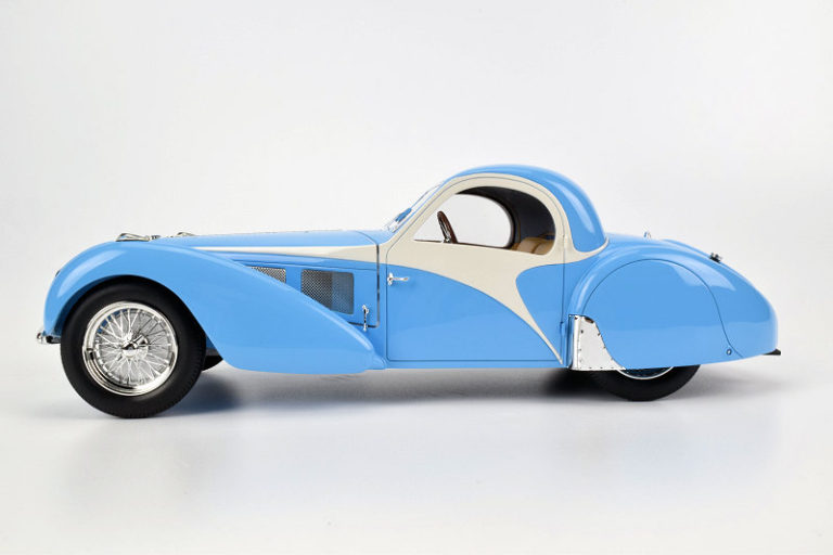 REVIEW: Ilario Bugatti T57SC Atalante (SN57523) 1937 • DiecastSociety.com