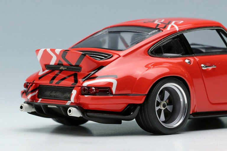 Make Up Singer DLS 2018 Bright Red 70th Logo • DiecastSociety.com