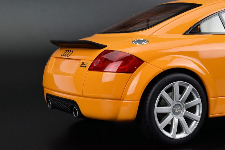 REVIEW: DNA Collectibles Audi TT Coupe MKI 3.2 • DiecastSociety.com