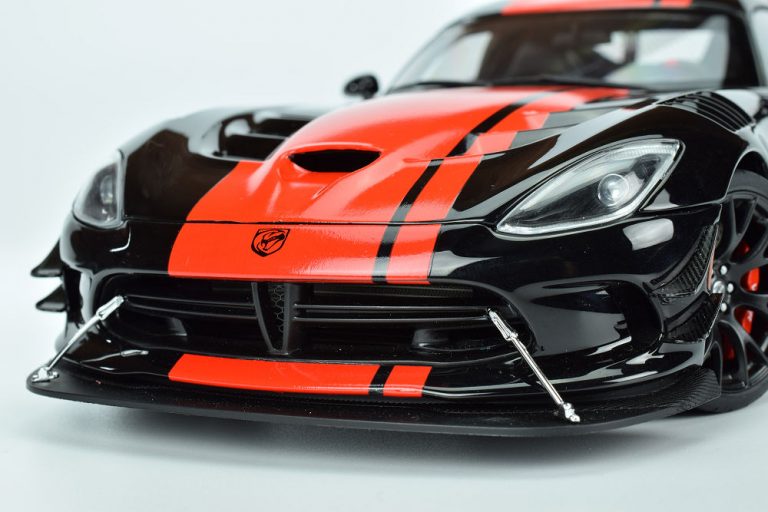 REVIEW: AUTOart Dodge Viper 1:28 Edition ACR 2017 • DiecastSociety.com