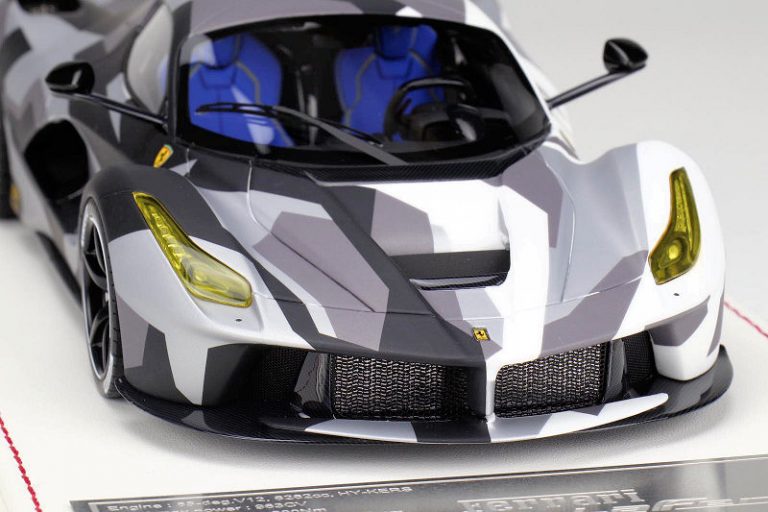 Davis & Giovanni Ferrari LaFerrari Camo • DiecastSociety.com