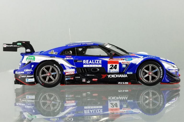 Ebbro Realize Corporation Advan GT-R Super GT GT500 2019 #24 • DiecastSociety.com