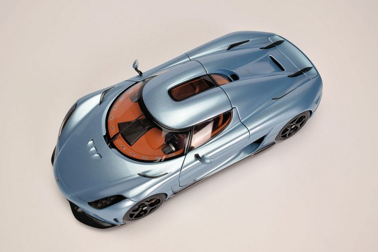 REVIEW: AUTOart Koenigsegg Regera • DiecastSociety.com