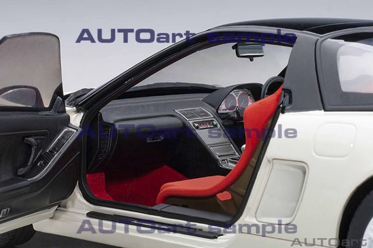 FIRST LOOK: AUTOart Honda NSX-R (NA2) - Championship White • DiecastSociety.com