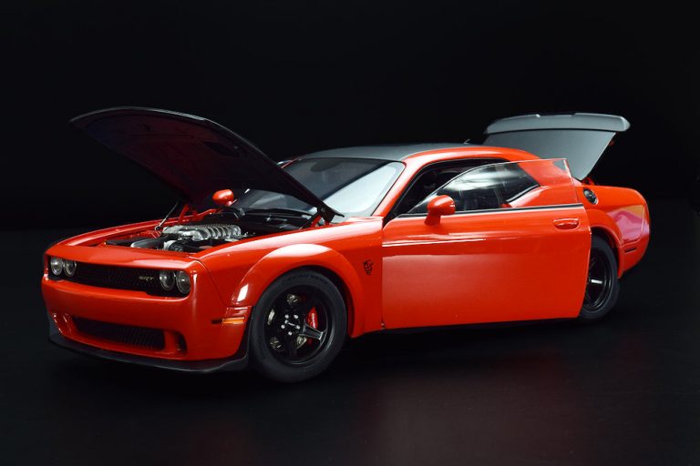 PHOTO GALLERY: AUTOart Dodge Challenger SRT Demon • DiecastSociety.com