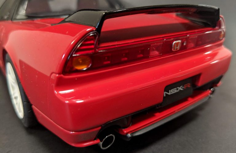 REVIEW: AUTOart Honda NSX-R (NA2) • DiecastSociety.com