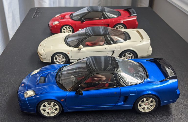 REVIEW: AUTOart Honda NSX-R (NA2) • DiecastSociety.com