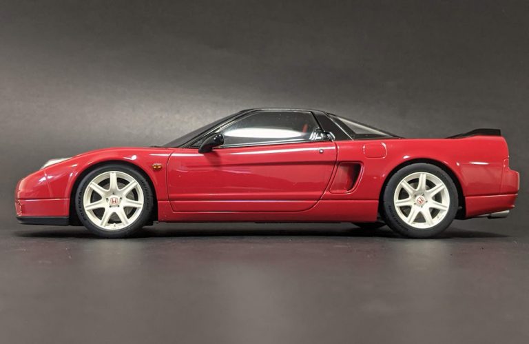 REVIEW: AUTOart Honda NSX-R (NA2) • DiecastSociety.com