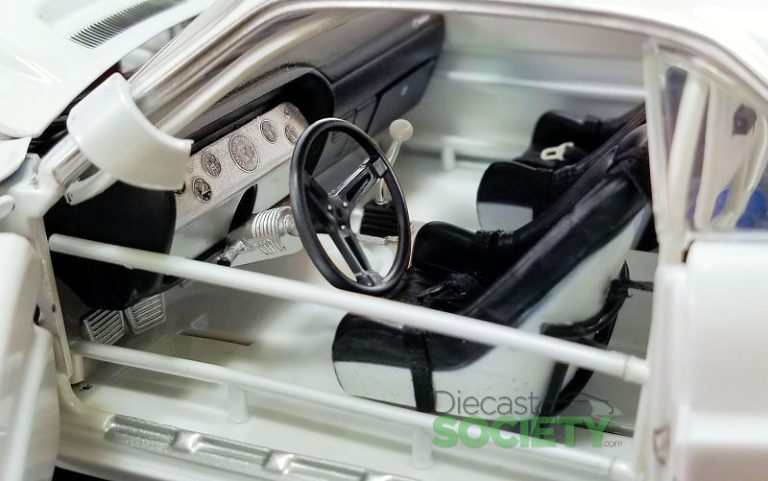 A1806022 (5) • DiecastSociety.com