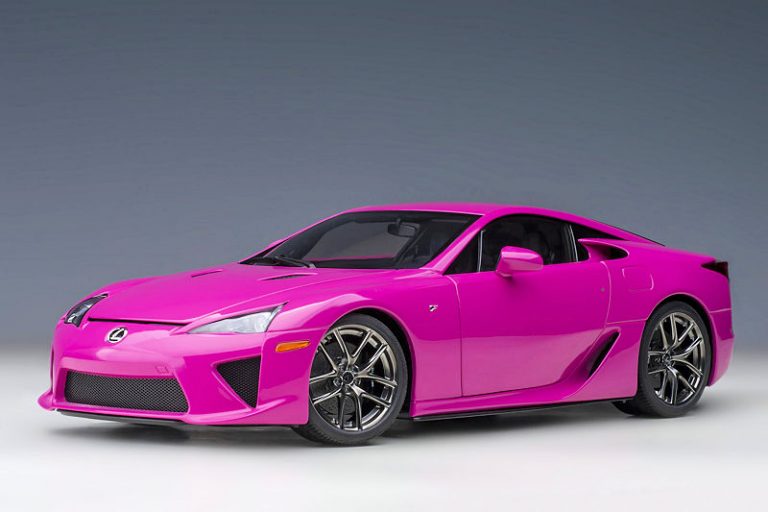 AUTOart Lexus LFA - Passionate Pink! • DiecastSociety.com