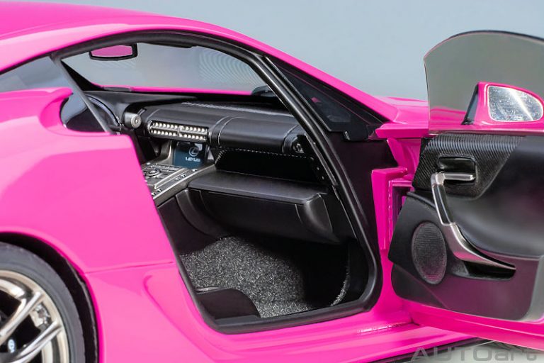 AUTOart Lexus LFA - Passionate Pink! • DiecastSociety.com