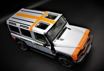 REVIEW: MINIMAX INEOS Grenadier (Dealer Edition) • DiecastSociety.com
