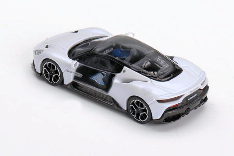 MINI GT/BBR Anatomy of a BBR 1:64 Diecast Model • DiecastSociety.com