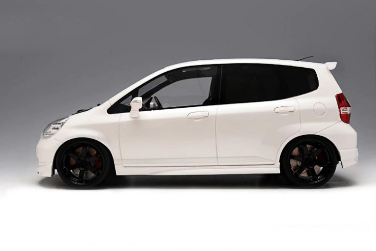 Stance Hunters New 1:18 Jazz Mugen • DiecastSociety.com