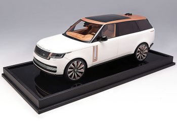 MotorHelix Land Rover Range Rover SV LWB - White/RG • DiecastSociety.com