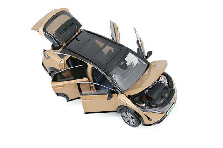 Paudi Models All New Nissan Ariya & Altima! • DiecastSociety.com