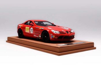Ivy Model | Merit Mercedes-Benz SLR McLaren • DiecastSociety.com