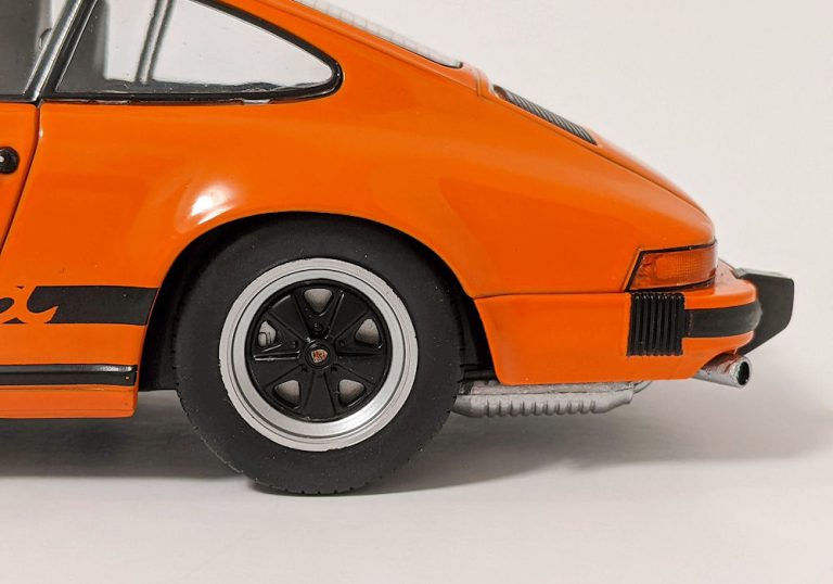 Porsche 911 (970) 3.0 Carrera • DiecastSociety.com