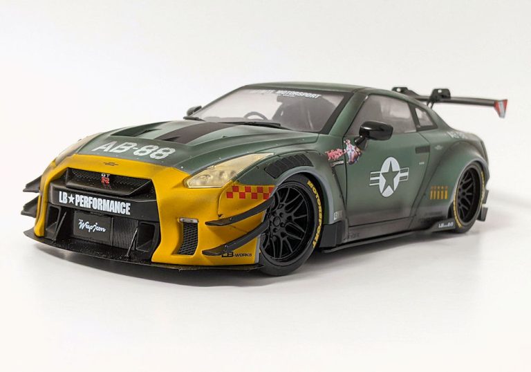 Sol GT-R R35 LBWK Army Fighter (6) • DiecastSociety.com