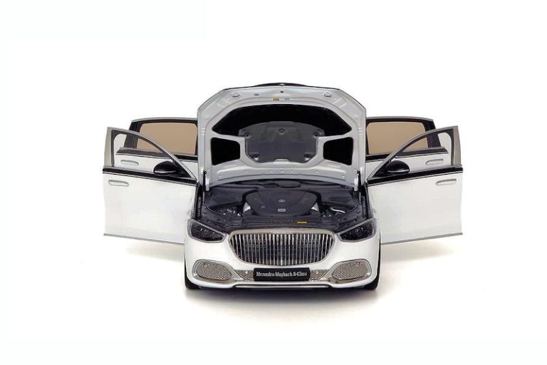 Almost Real Mercedes Maybach S-Class 2021 - Black/White ...