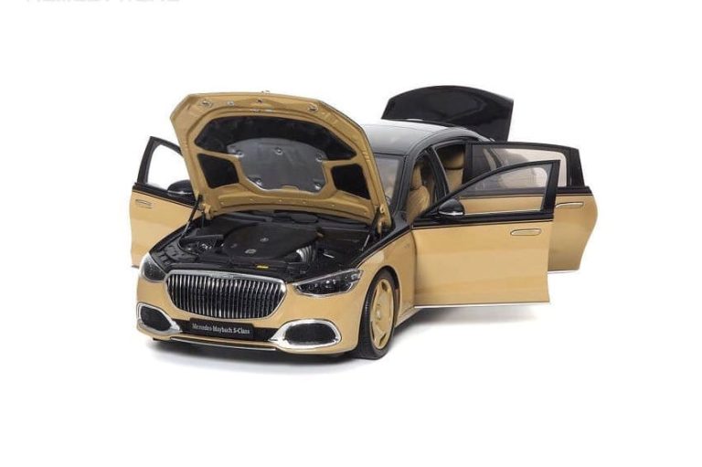 Almost Real Mercedes-Maybach S-Class S680 "Two Tone" • DiecastSociety.com