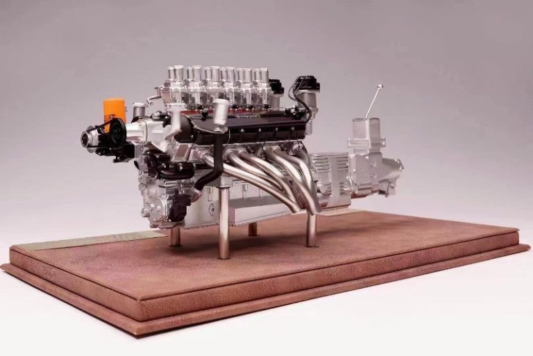First Model 1:6 Scale Ferrari 250 GTO Engine! • DiecastSociety.com