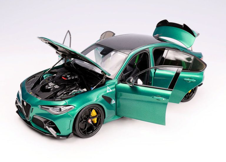 mh_Alfa Romeo Giulia GTA PS4 • DiecastSociety.com