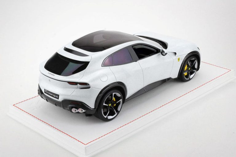 Runner Ferrari Purosangue! • DiecastSociety.com