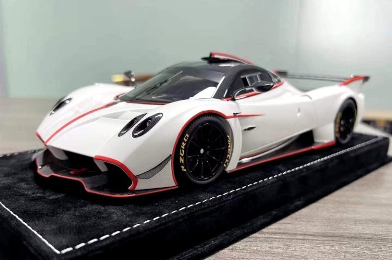 Henson & Heaven Painted Sample Pagani Huayra R! • DiecastSociety.com