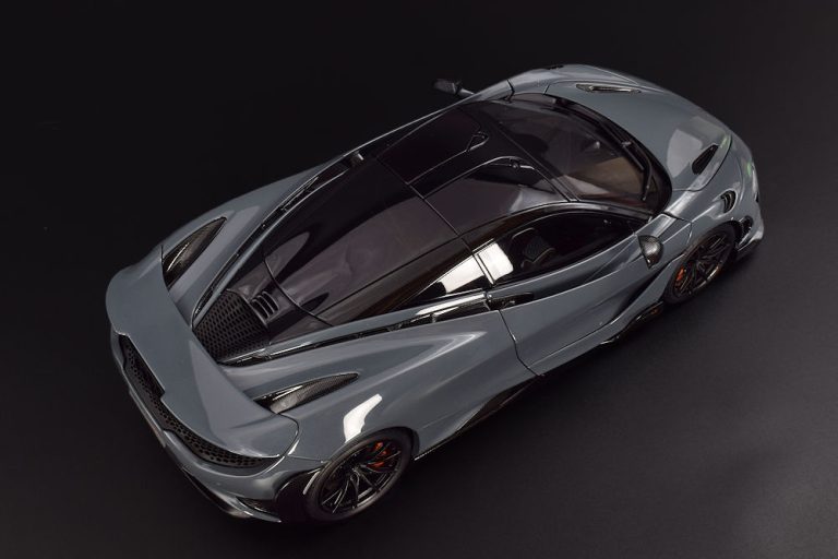 REVIEW: High Performance Diecast McLaren 765LT • DiecastSociety.com