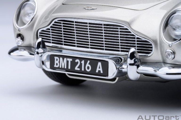 AUTOart Aston Martin DB5 “Goldfinger” (GADGETS ADDED!) • DiecastSociety.com
