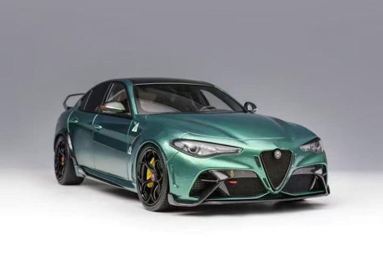 MH Alfa Romeo Giulia GTAM4 • DiecastSociety.com