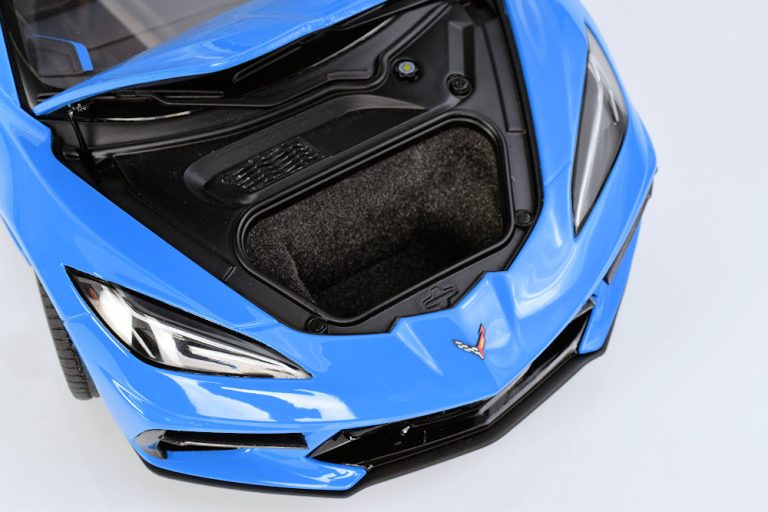REVIEW: AUTOart Corvette (C8) Stingray • DiecastSociety.com