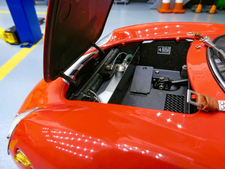 CMC Ferrari 250 LM P2 (3) • DiecastSociety.com